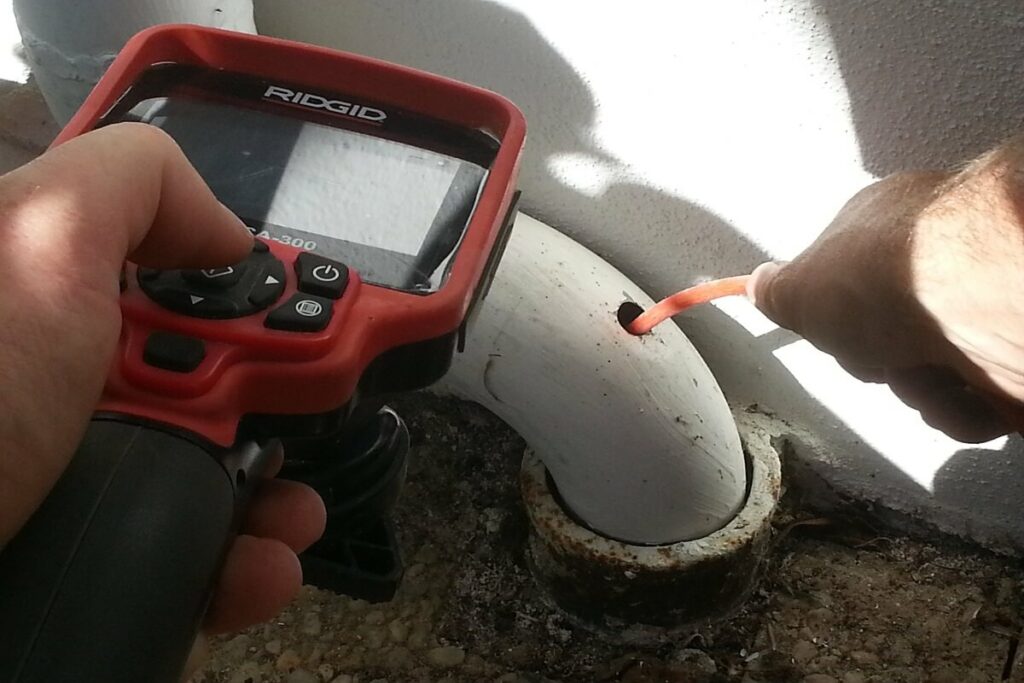 Plombier vs recherche de fuite non destructive (RFND) : quelles sont ...